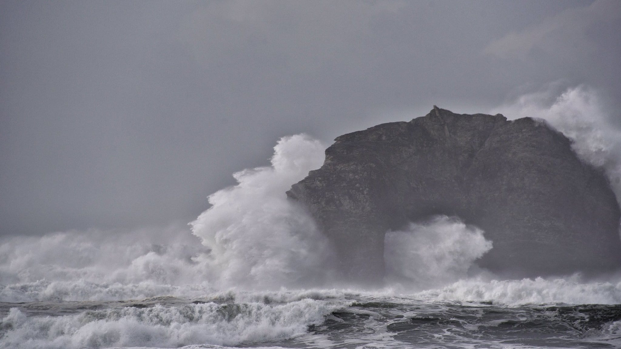 Storm Watching 101 - Rockaway Beach